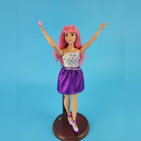 Mattel Toys Mattel 26 Curvy Barbie Daisy Doll 11 Pink Hair 2614